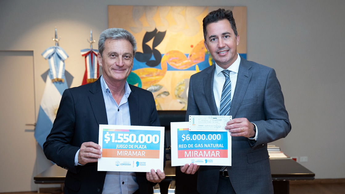 Manuel Calvo entregó fondos para la red de gas domiciliaria de Miramar ...